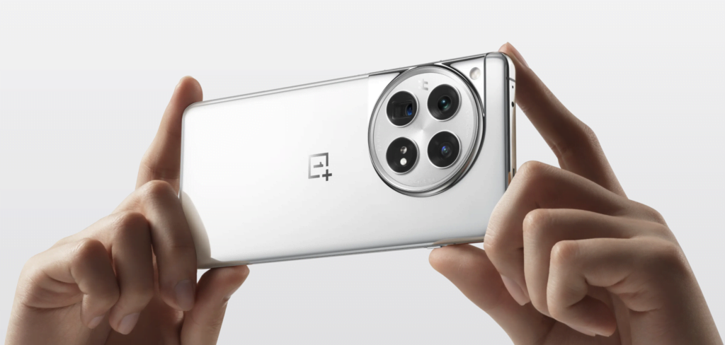 OnePlus 12 lanceres globalt i januar - MereMobil.dk OnePlus 12 lanceres globalt i januar - MereMobil.dk